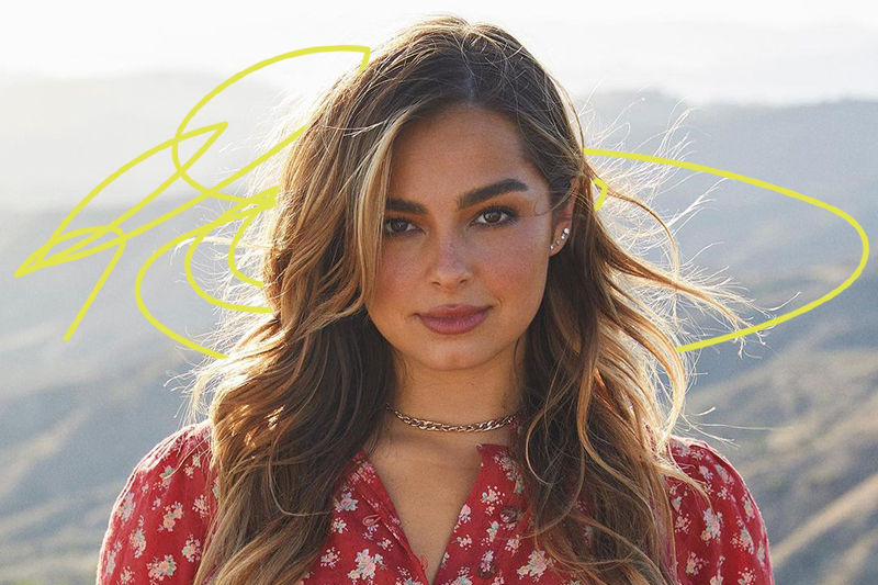 Addison Rae je "histerično plakala" kad je dobila ulogu u filmu "He's ...